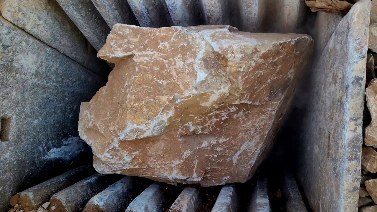Giant Rock Crusher | Expert Level Stone Crushing | Super Satisfying ...