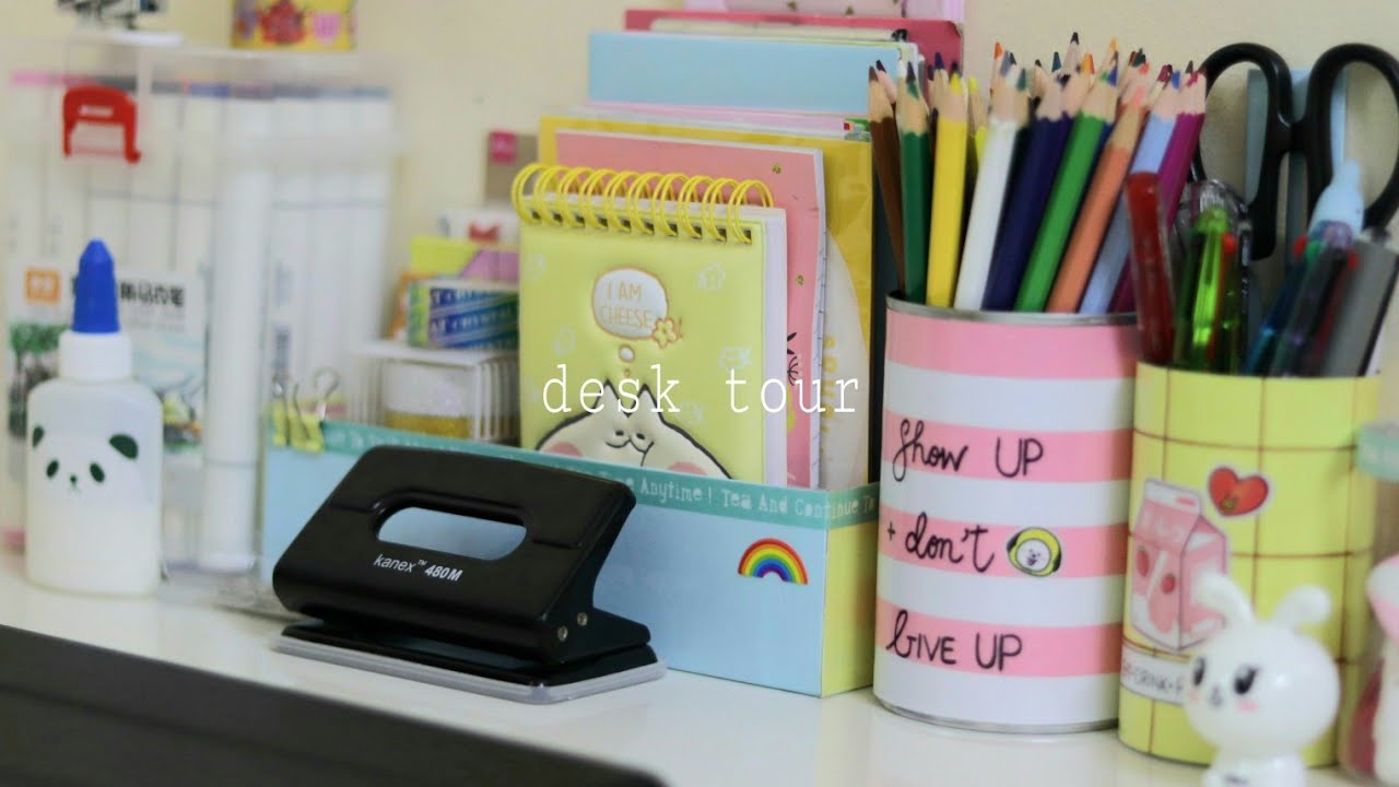 My mini desk tour 2020 - YouTube