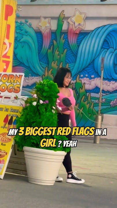 She Interviewed Me On The Job 😂Whats Your 3 Biggest Red Flags 🚩#funny #losangeles - YouTube