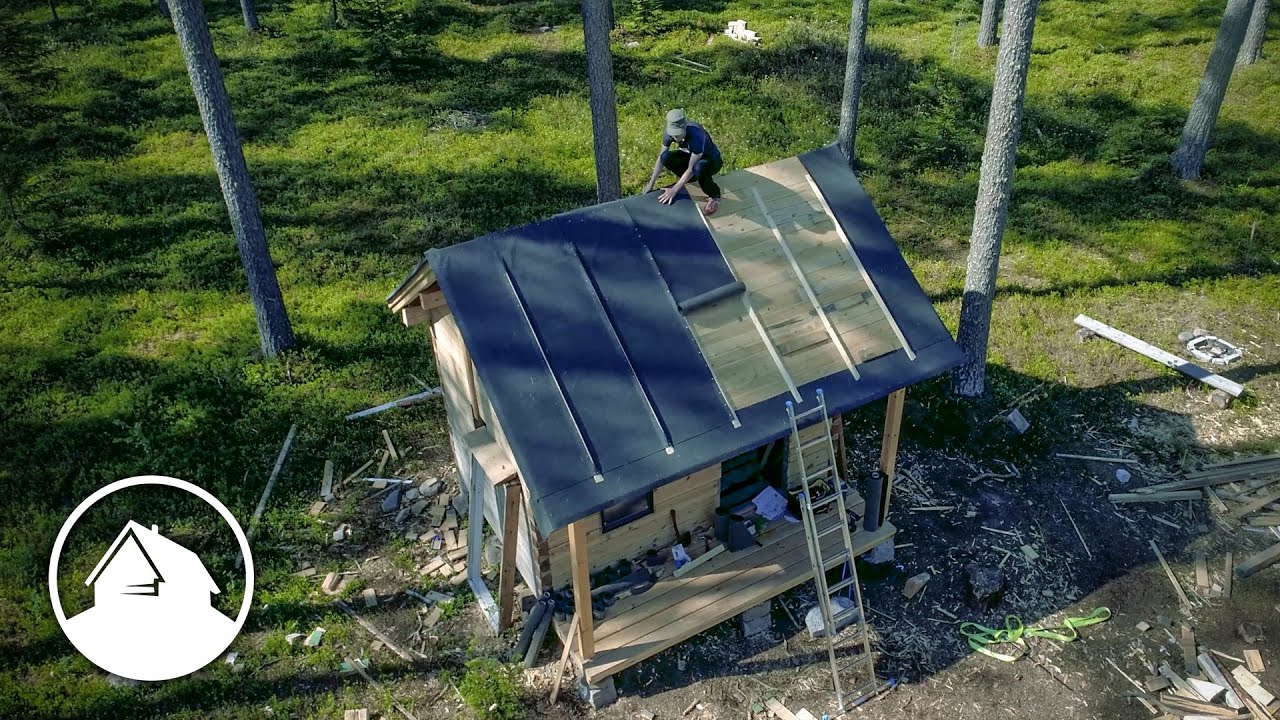 Project log cabin | Finishing the roof - YouTube