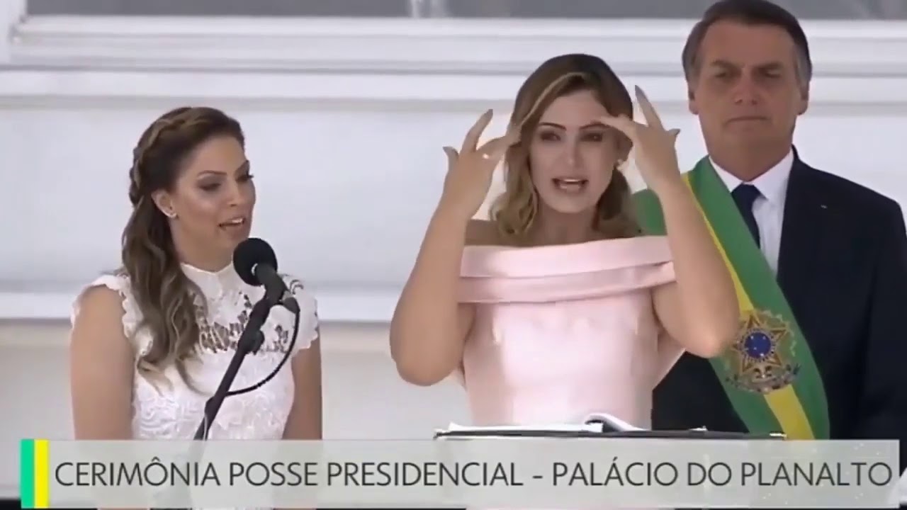 Discurso De Michelle Bolsonaro Na Cerimônia De Posse De Bolsonaro Youtube