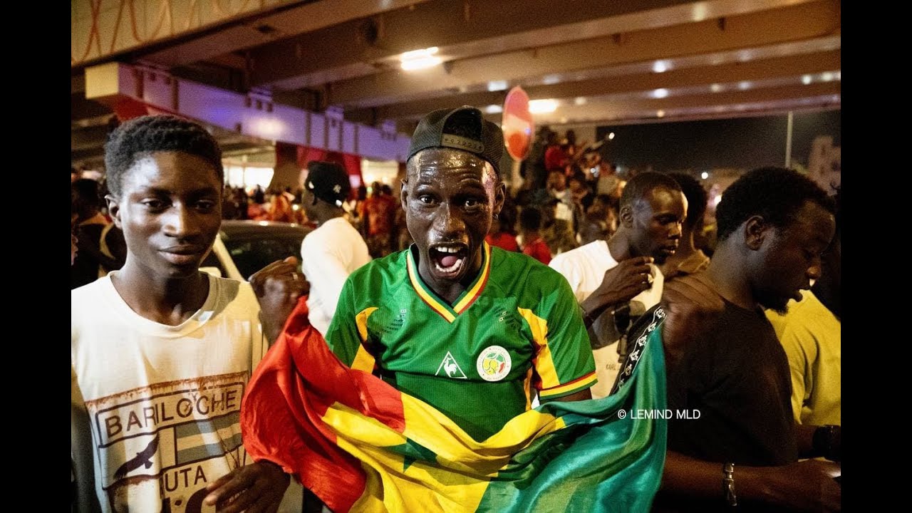 Rond Point Yoff, Le Sénégal en finale. - YouTube