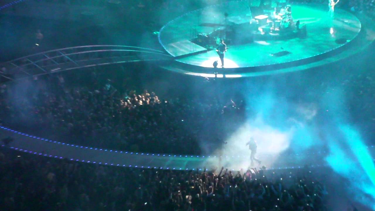U2 - Beautiful Day - YouTube