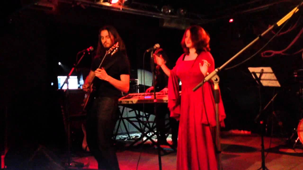 Deva @ Legend Club (Milano) 19/04/2014 - Dust And Shadows instrumental section - YouTube
