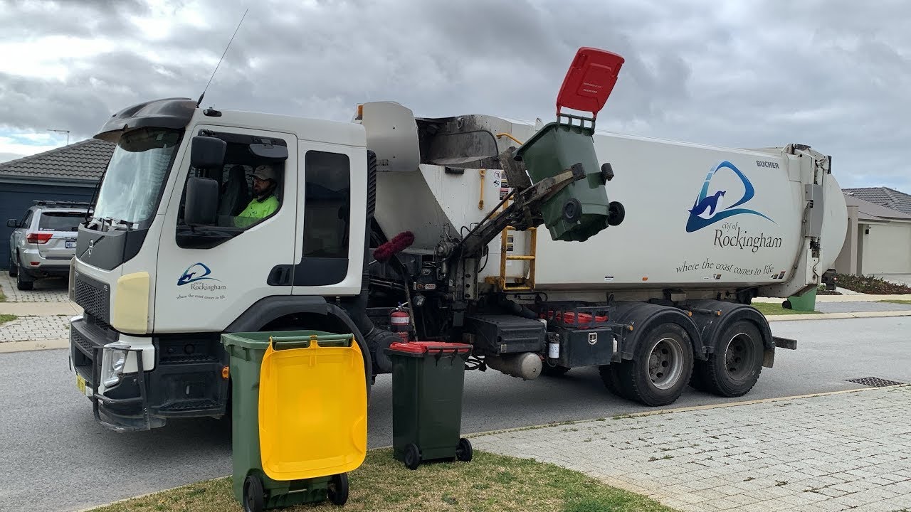 City of Rockingham garbage and recycling RO93 and SL077 Armadale truck ...