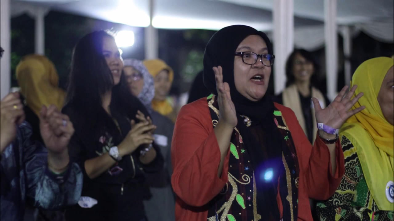homecoming committee - YouTube