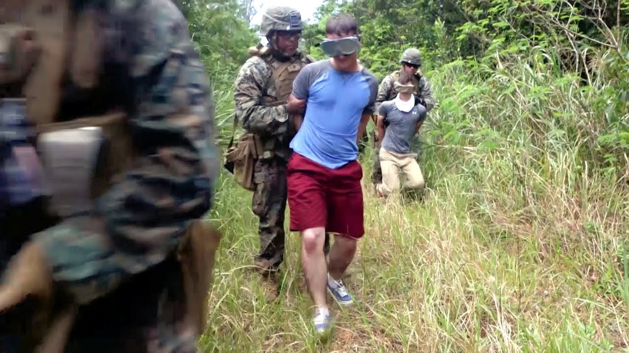 Marines Train To Search, Detain and Escort Insurgents - YouTube