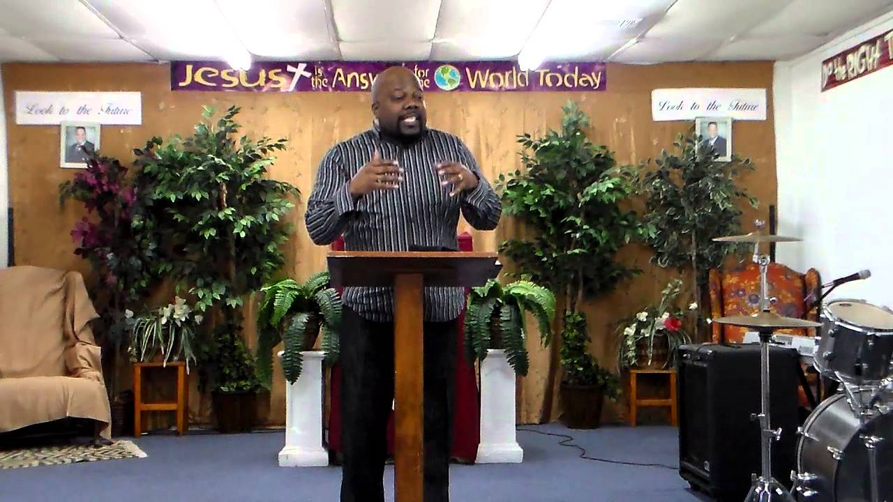 Sermon by Pastor Scott Davis- Moving On From the Old- part I - YouTube