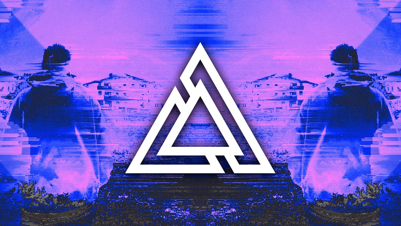 Vluarr - On Our Own (feat. Edu Monteiro) | FUTURE HOUSE - YouTube