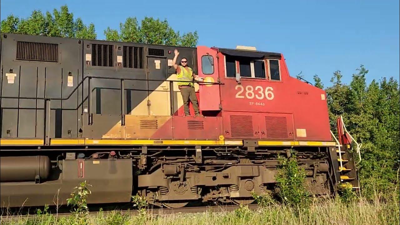 CN 2836 Leads A Southbound Sand Train With An Awesome Engineer! - YouTube
