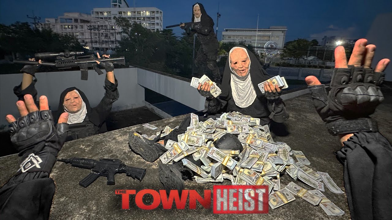PARKOUR VS TOWN HEIST 3! - YouTube