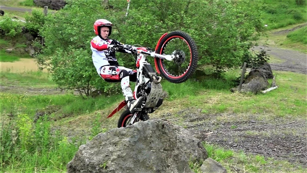 Trial- Cross- Mit dem Motorrad über Felsen - YouTube
