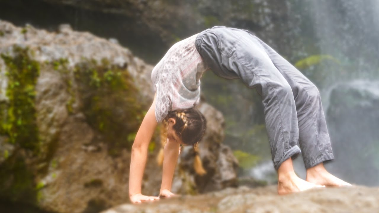 How to do a Bridge Wheel Pose tutorial Bridge Pose Flexibility ...