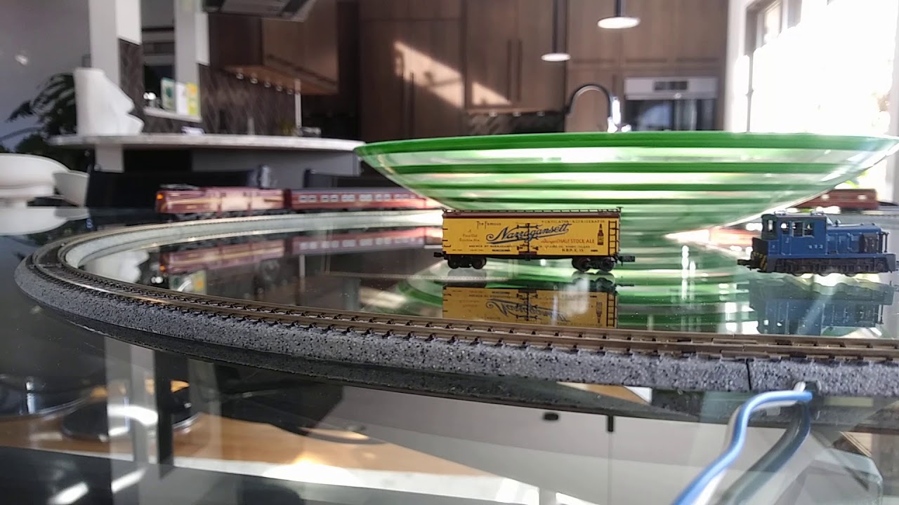 Kato gg1 N gauge - YouTube