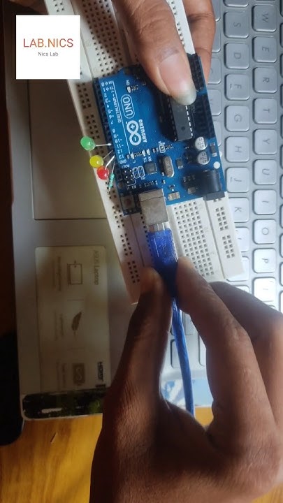 Simple Traffic lights signal using arduino #trafficlight #arduino #arduinoprojects #diyprojects ...
