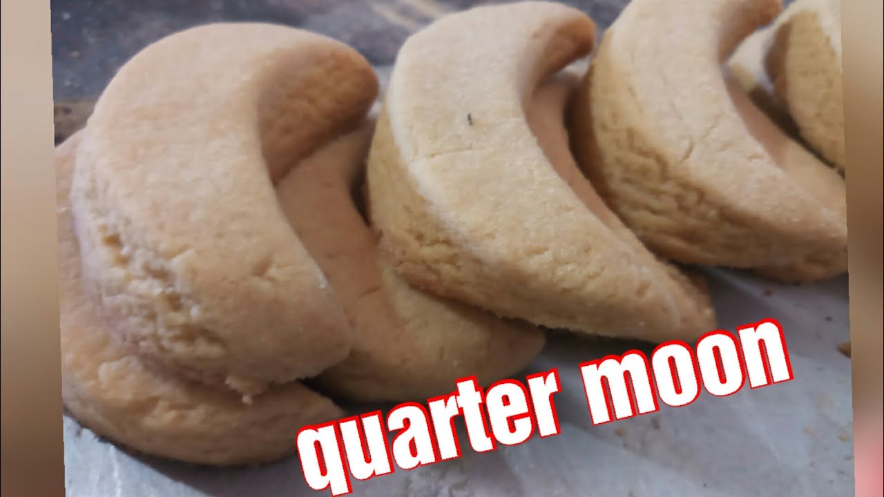 How to make a simple quarter moon cookies - YouTube