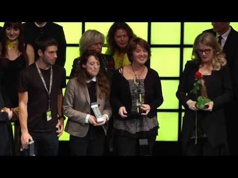 Barbara Sukowa erhält die Europa auf dem  27. Internationalen Filmfest Braunschweig