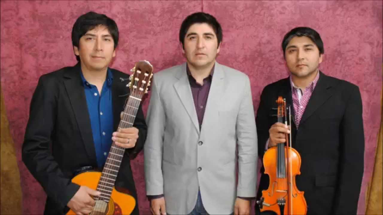 Los Hermanos Arias Mis Tiempos - YouTube