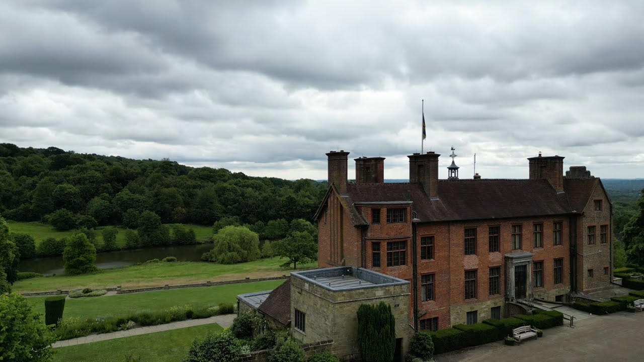 Winston Churchill's house in westerham uk - YouTube