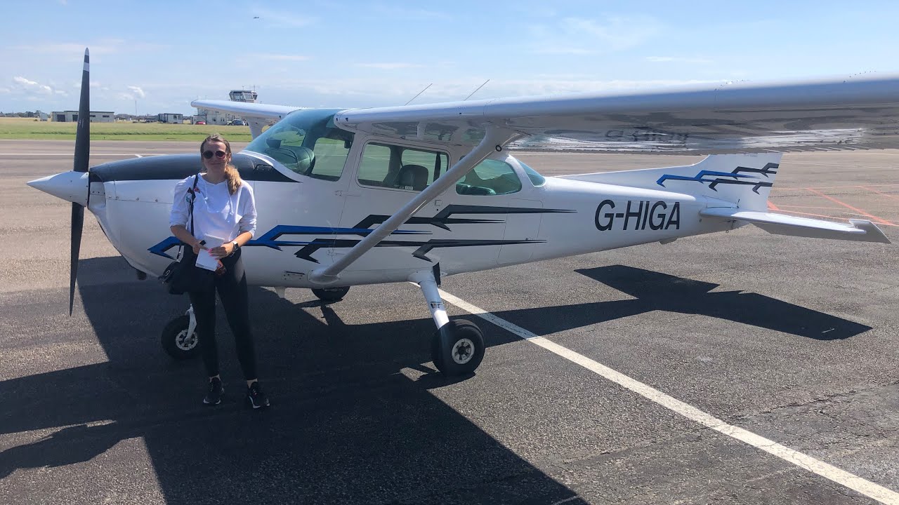 Second Solo Circuits - PPL - EGNH - YouTube