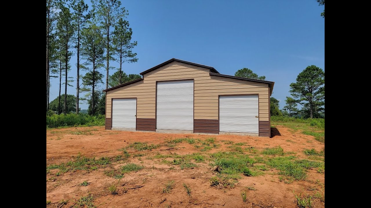 Large Classic Barn - Moundville, Alabama - YouTube