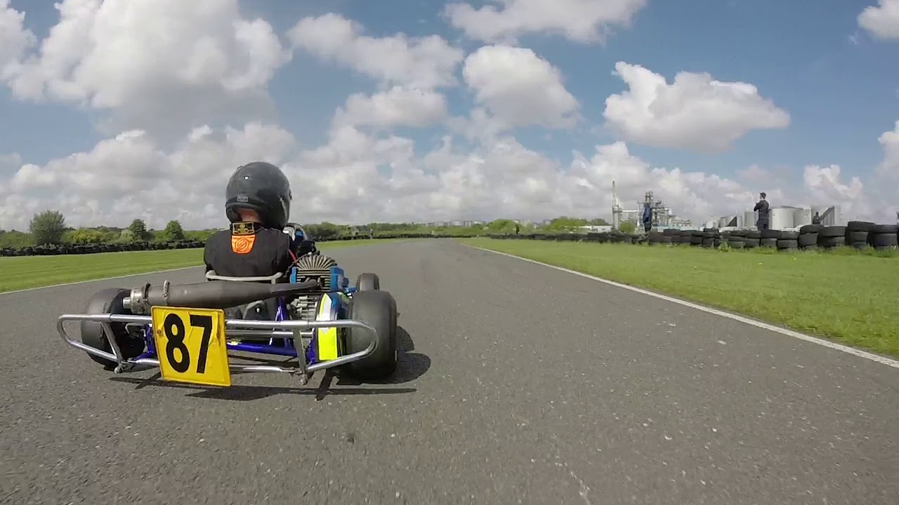 Cameron Pratt-Thompson and James Ollier Le Mans Type Practice session ...