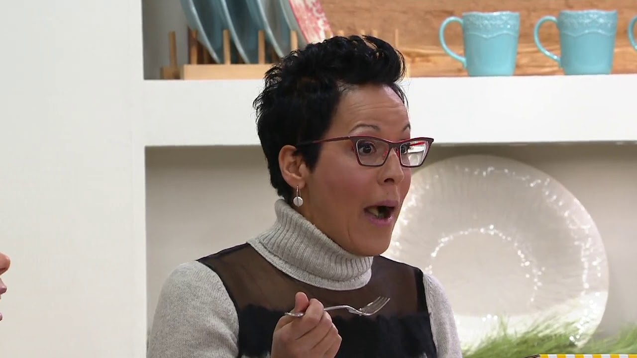 Janie's Cakes (1) Classic or Italian Pound Cakes on QVC - YouTube