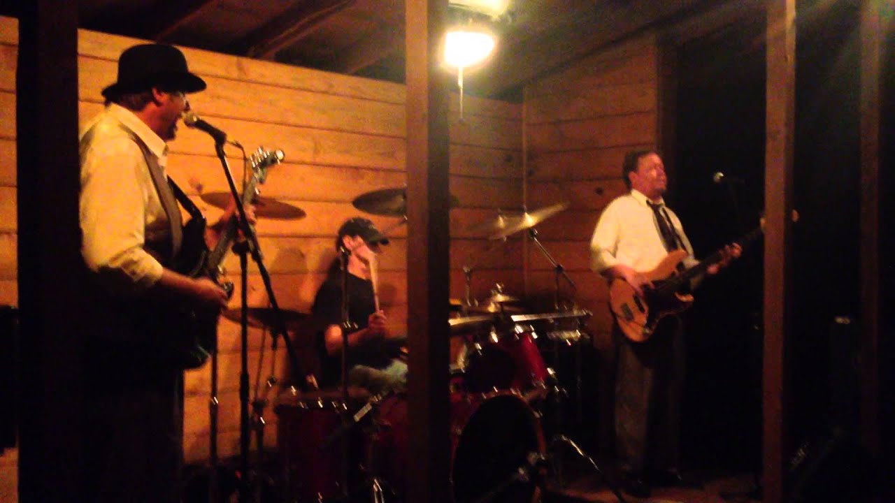 Sweet Tea Jubilee - Hoochie Coochie Man (Muddy Waters Cover) @ de terra ...