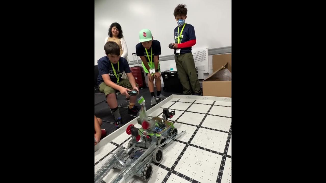 Battle Bots VEX robotics summer camp - YouTube