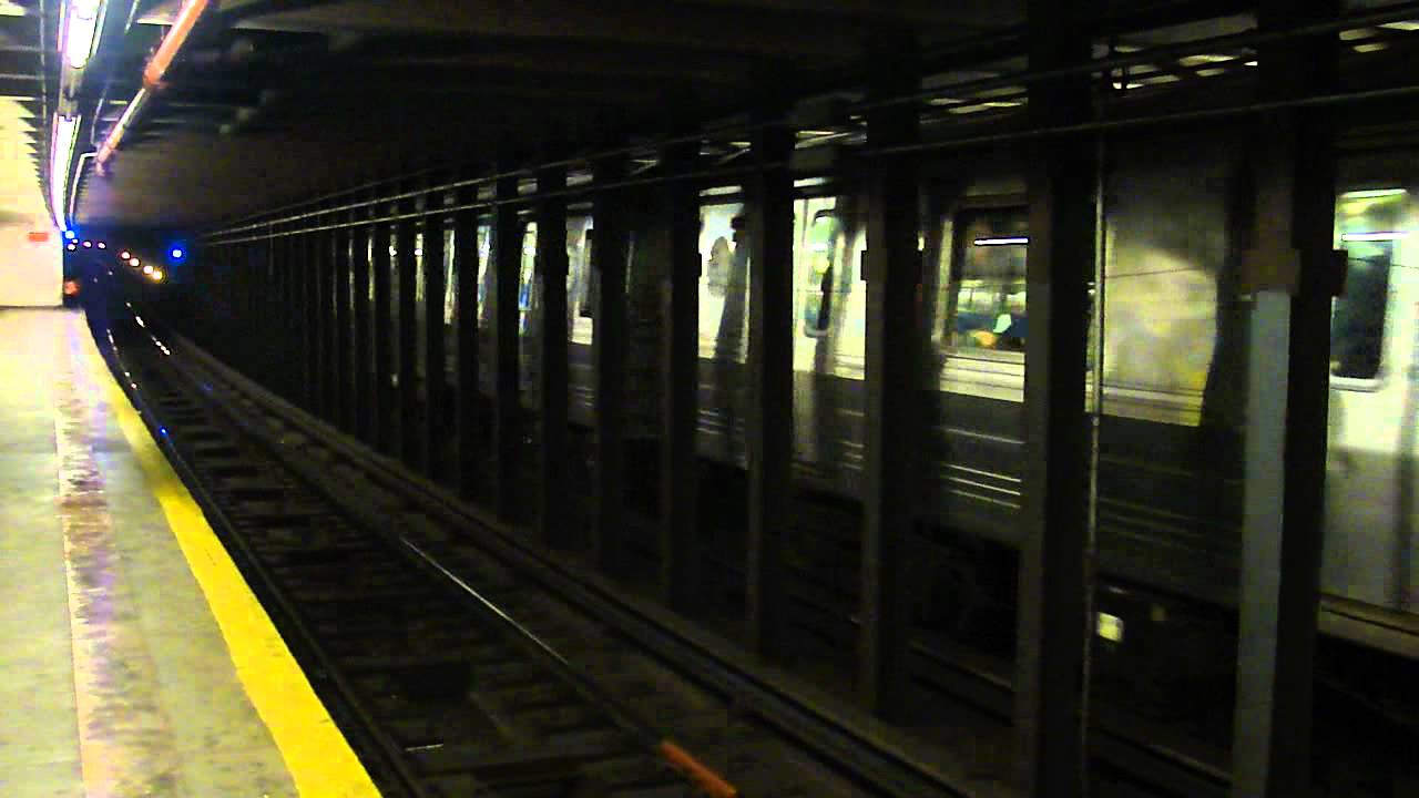 IND 6th Ave Line: R68A B Trains at Grand St - YouTube