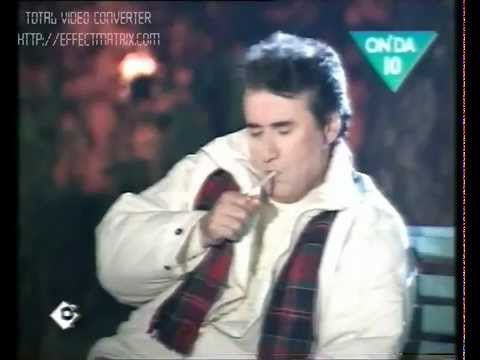 ÜNAL NARÇIN ( YAĞMURUN GÖZLERİ AĞLIYOR PENCEREMDE)