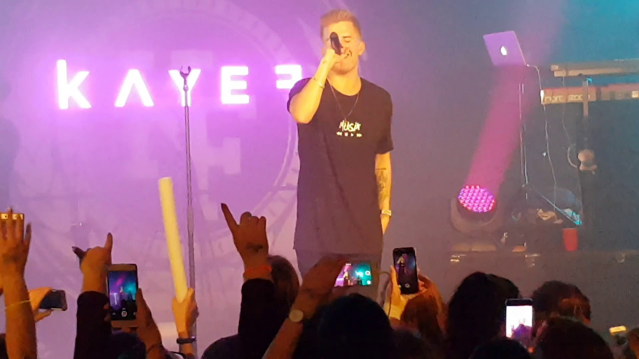 Glücklich -KAYEF •live in Stuttgart 2018 - YouTube