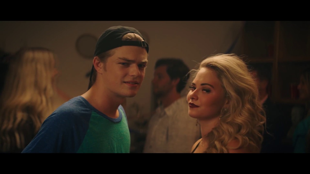 marshmello - FinD mE (Official Music Video) - YouTube