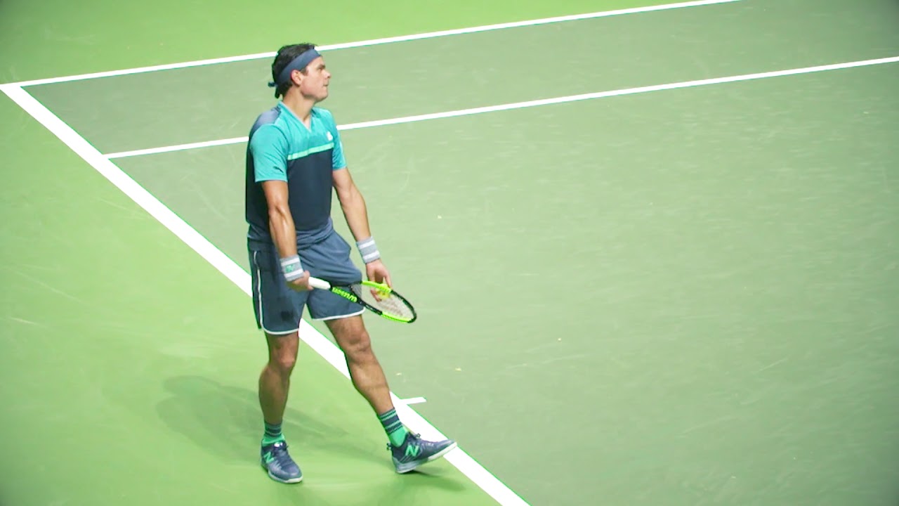 Milos Raonic and his massive serve - YouTube