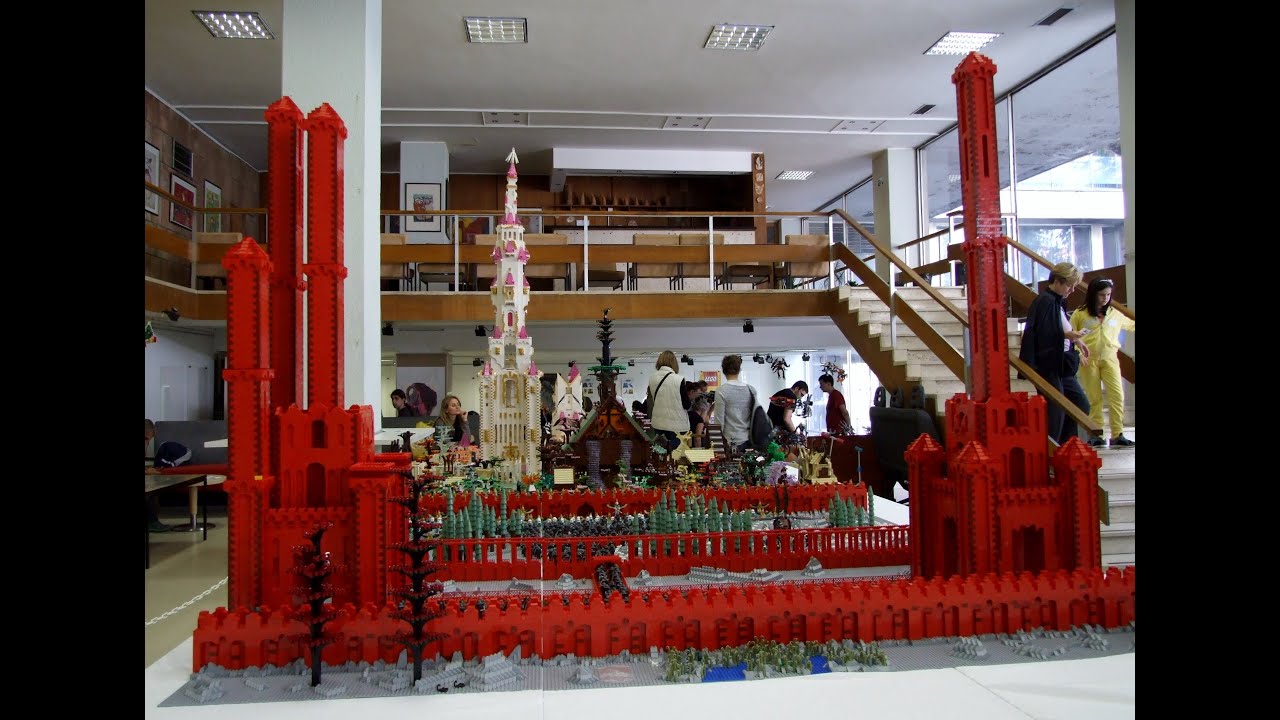 LEGO KOCKE - IZLOŽBA ( Beograd, DKCB, 12.09.2015.) - YouTube