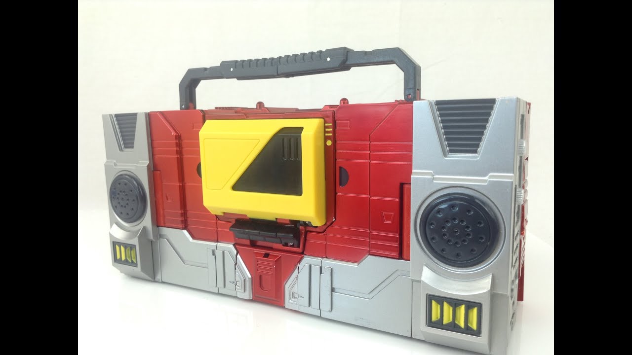 Transformers KFC E.A.V.I Metal Transistor Masterpiece Blaster - YouTube