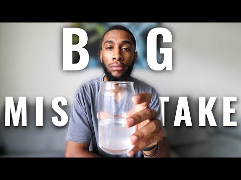 5 Common Mistakes We Make While Drinking Water - YouTube