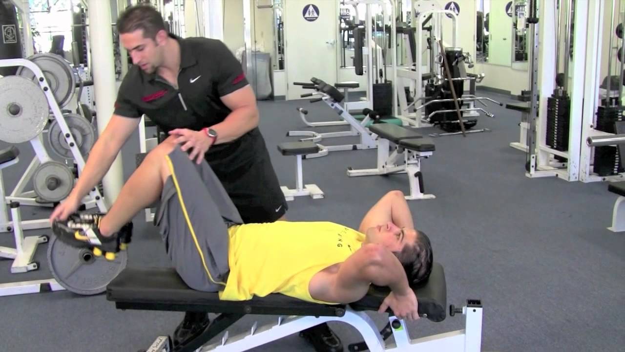 ON BENCH KNEES BENT REVERSE CRUNCH - YouTube