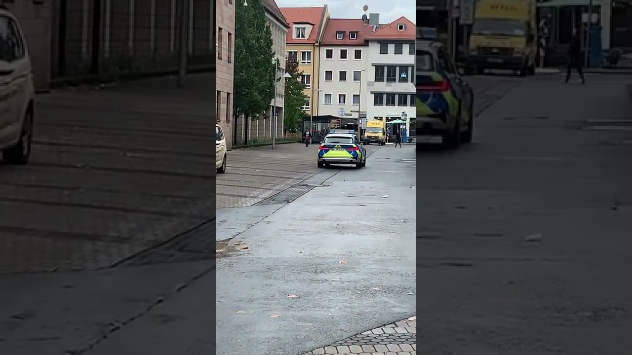 Weiser Turm Polizei Wagen Police Cars 🚔 Germany Полиция Германия - YouTube