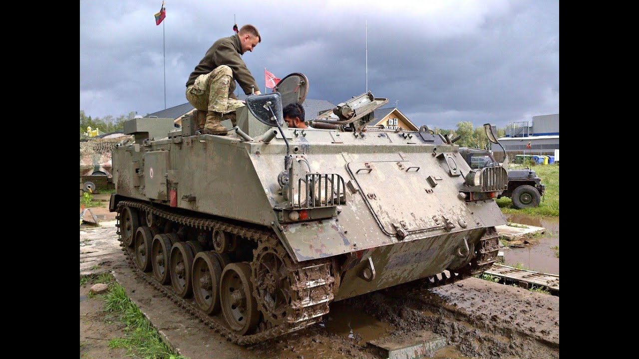 Tank driving in Vilnius - YouTube