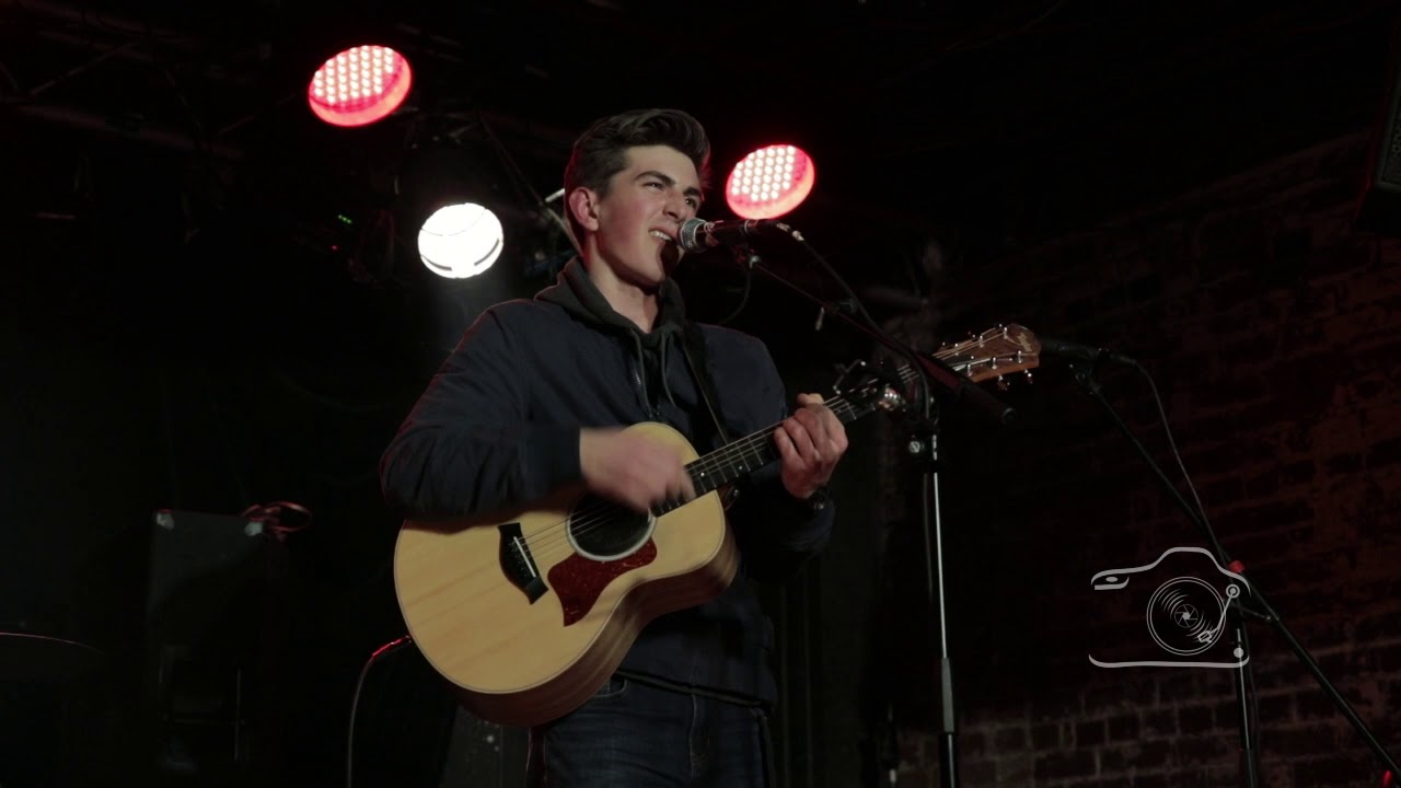 Jared Popma & Jamie Johnstone at Lucky Bar: I Don't Care (Ed Sheeran ...