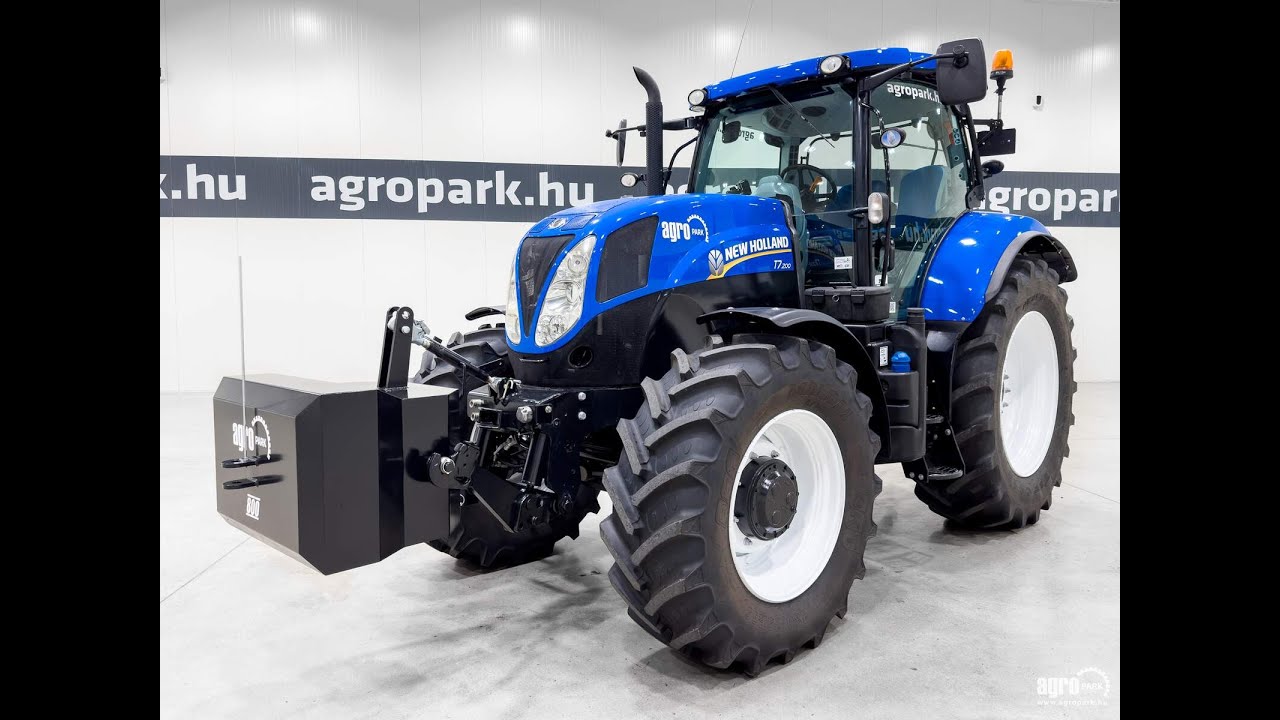 New Holland T7.200 - YouTube