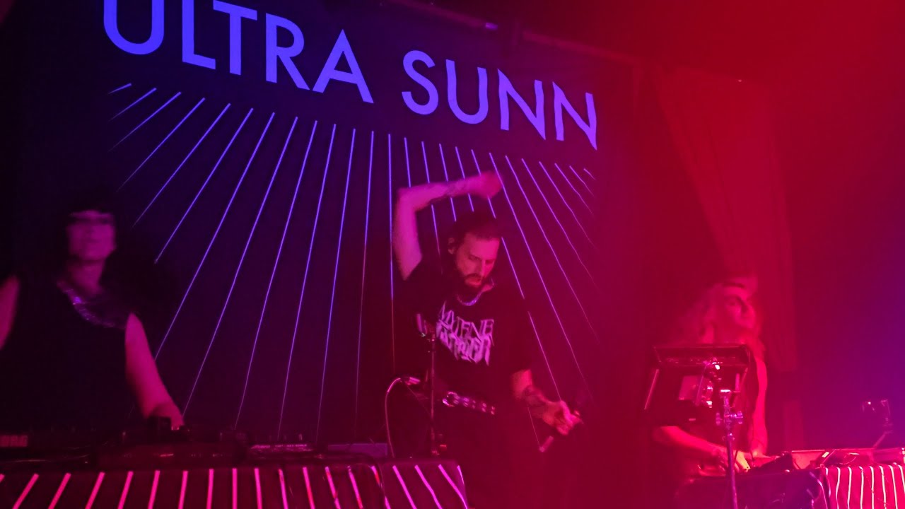 Ultra Sunn - Live Encore @Kensington Club - San Diego, CA - YouTube