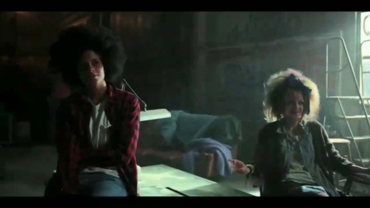 ELEVEN PUNK MAKEOVER (STRANGER THINGS 2) - YouTube