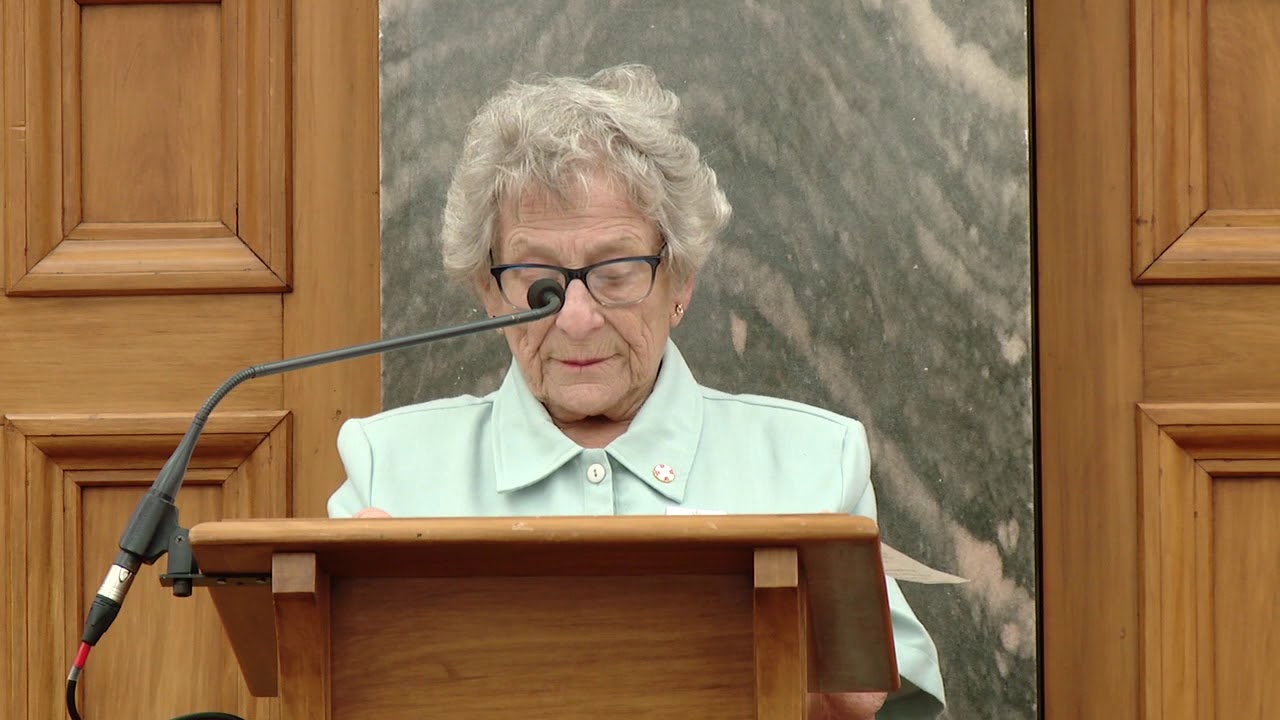 Mary Mowbray survival story during the Holocaust - YouTube