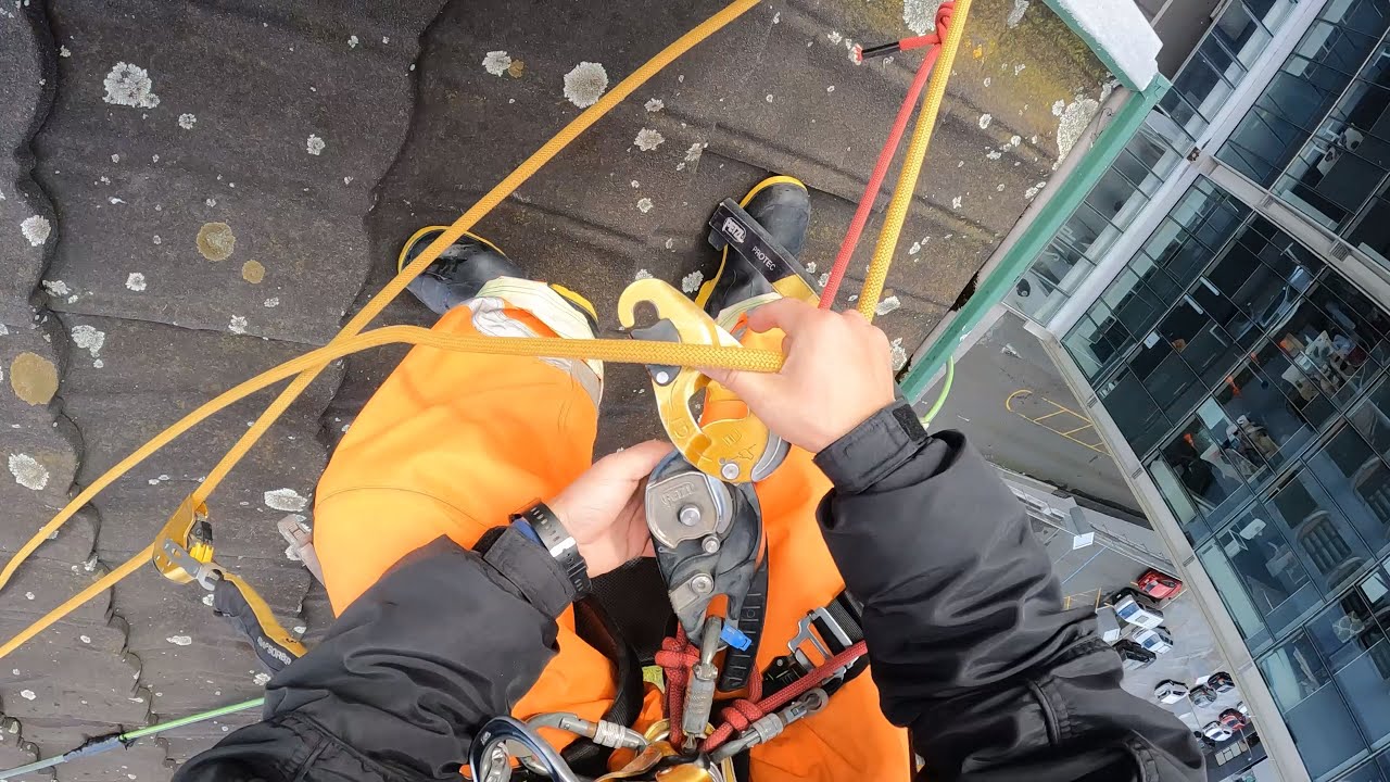 ROPE ACCESS SET UP BIT TRICKY DROP #ropeaccess #abseiling #irata #fun # ...