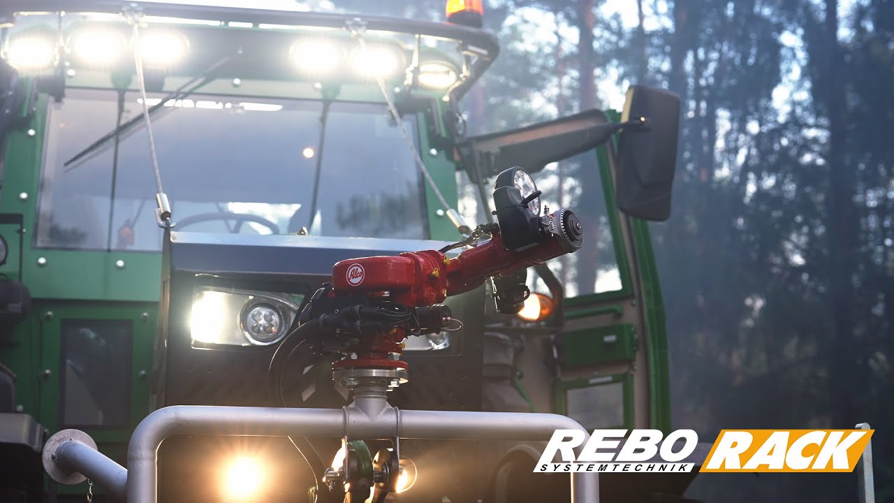 Feuerbekämpfung mit dem REBO Rack Steel Buddy - YouTube