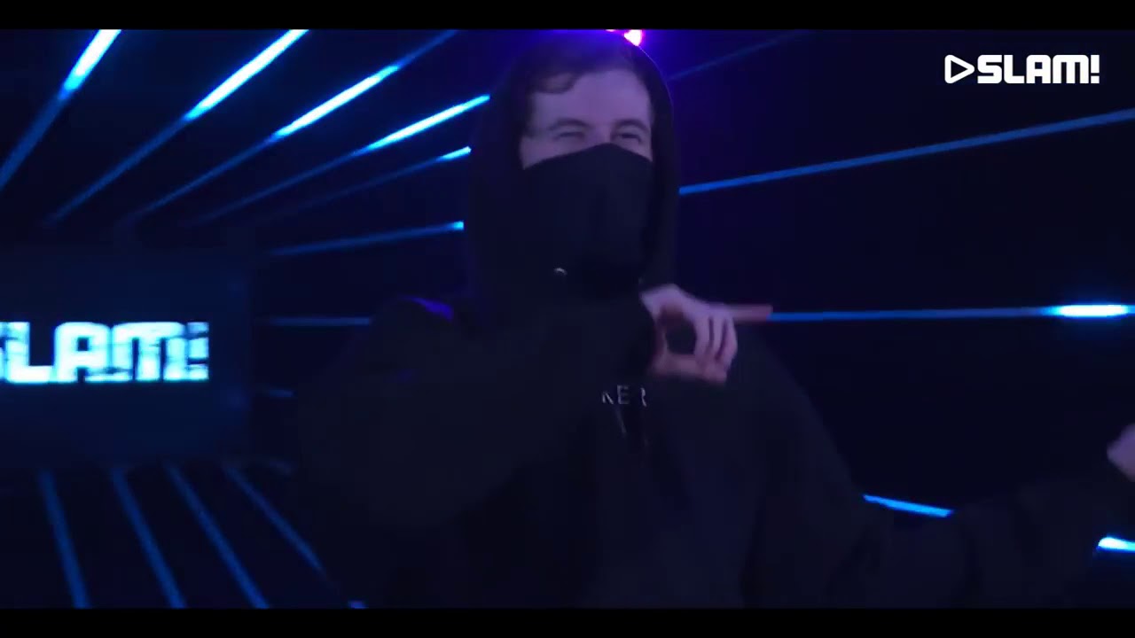 Alan Walker - Waiting to fly Official video [2017] - YouTube