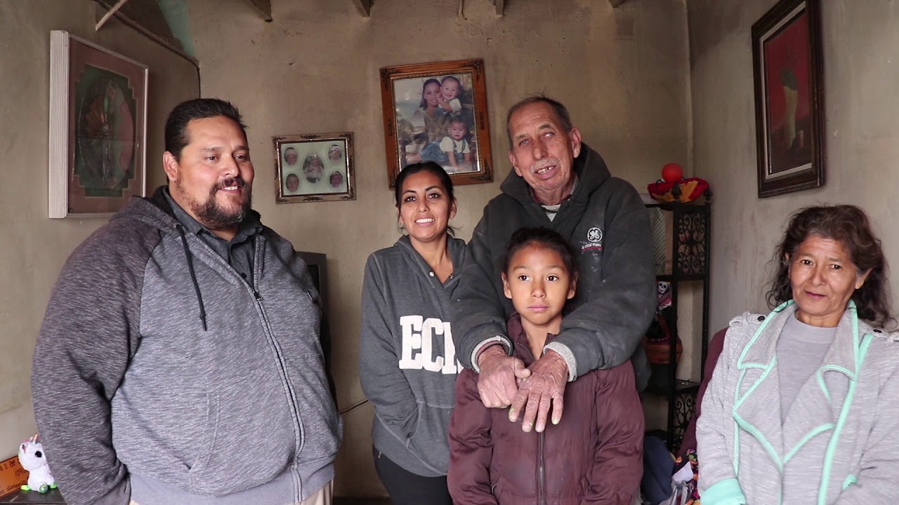 First Look | Quintero Family | 10900 - YouTube