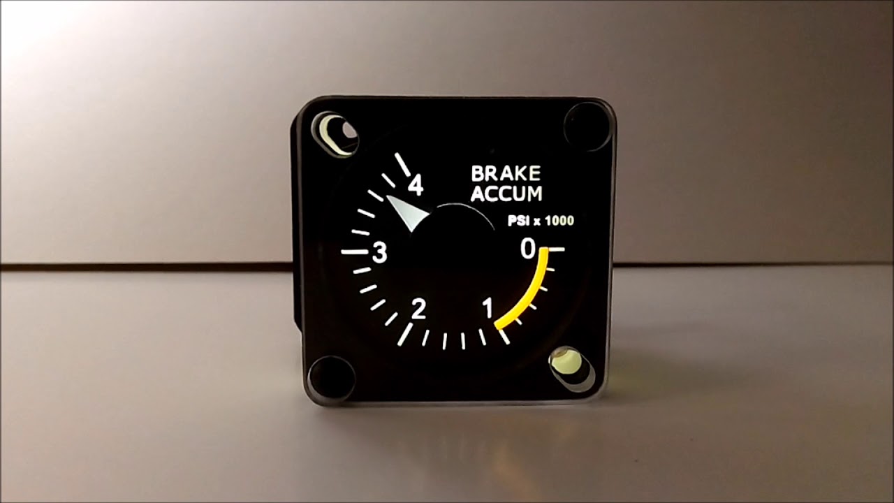 B777 BRAKE ACCUM gauge - YouTube